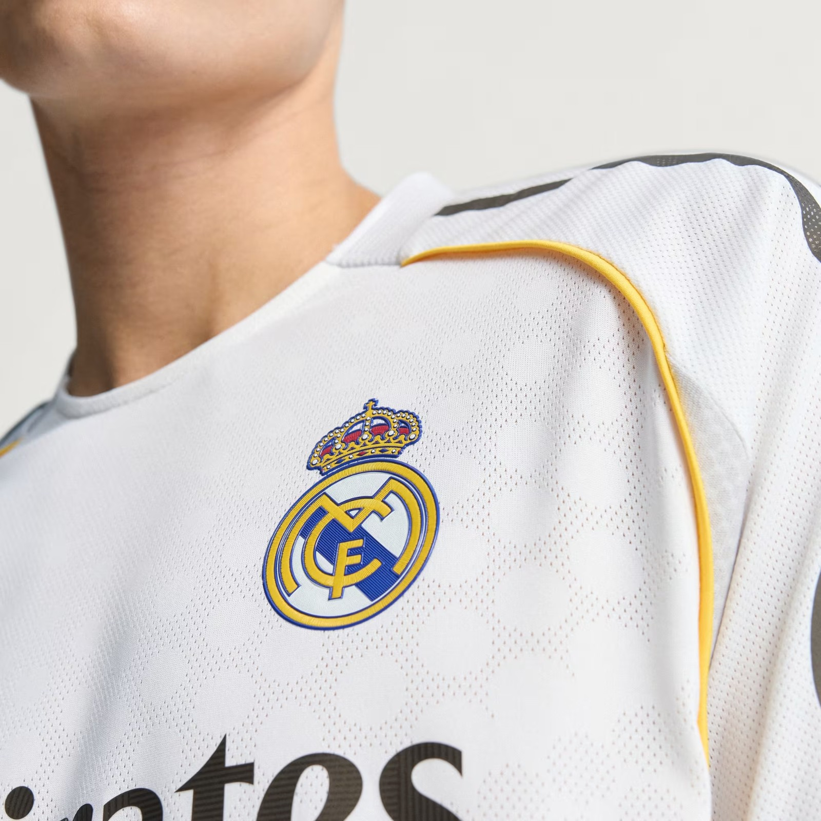 Real Madrid 2025-26 Home Kit – kitify