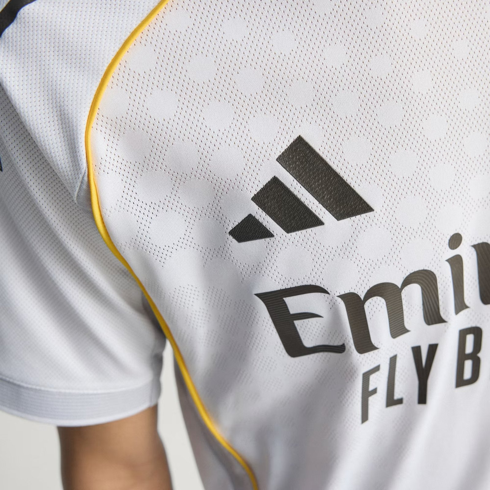 Real Madrid 2025-26 Home Kit – kitify